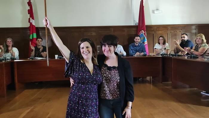 [BIDEOA] EH Bilduko Julene Lazkano da Elorrioko alkate berria - Elorrio - Anboto.org