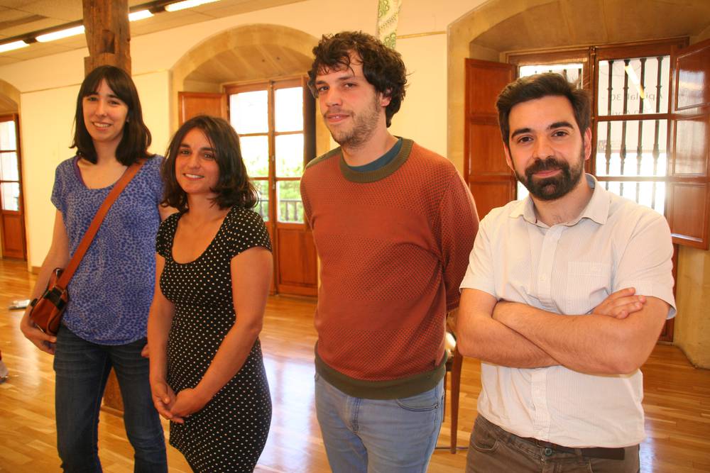 'Político-poético' erakusketa kolektiboa aurkeztu dute Durangoko ...